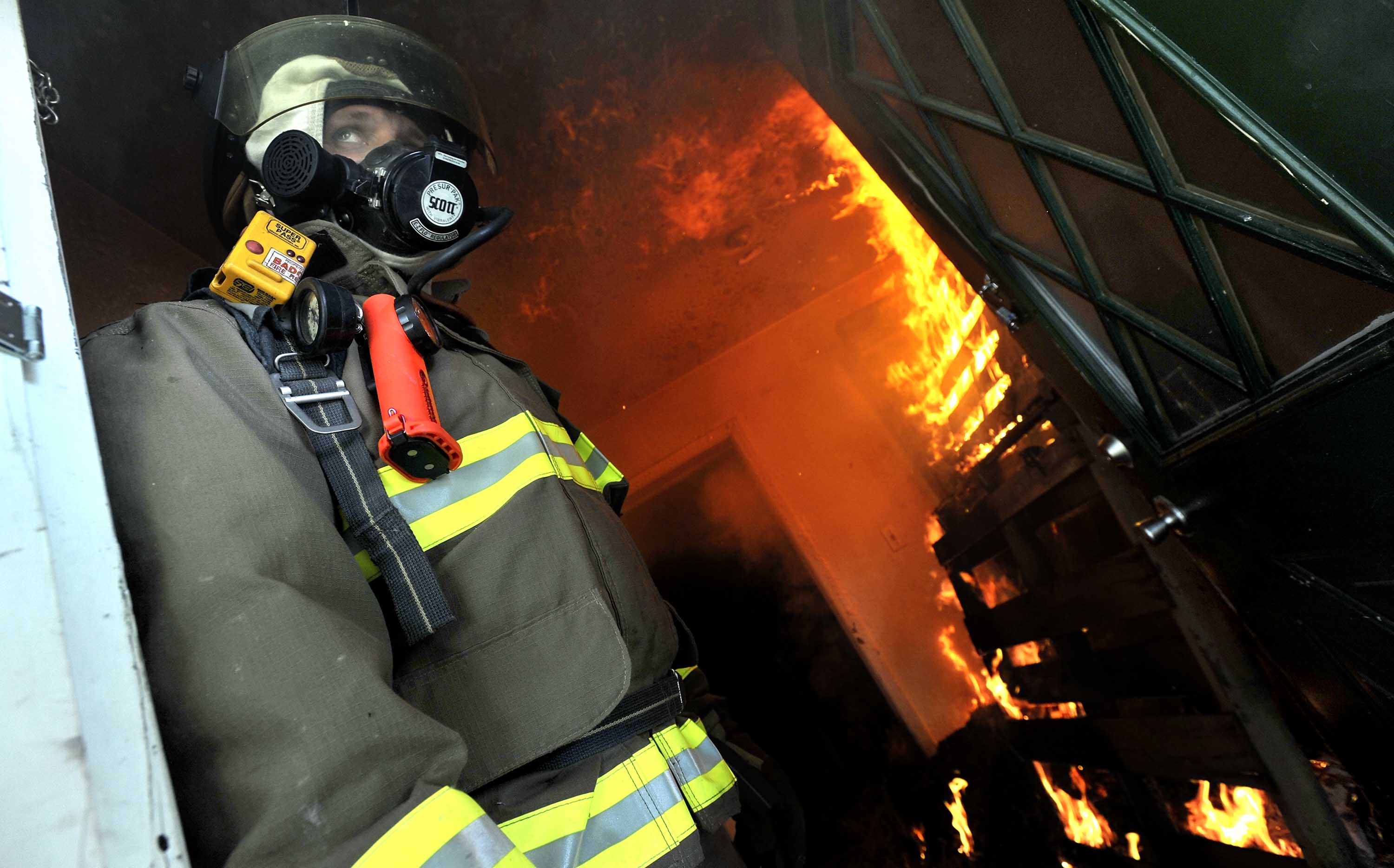 Up in smoke: Controlled burn in Badger razes former schoolhouse and ...